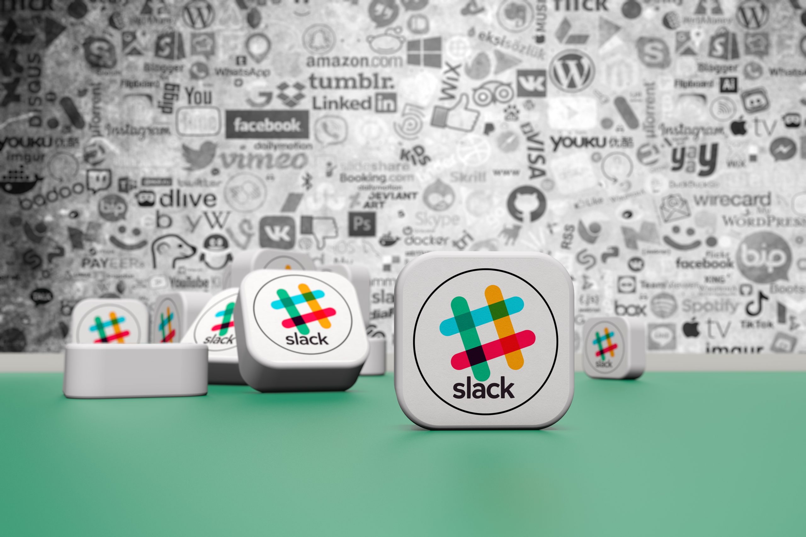 The 10 Best Slack Alternatives for Business